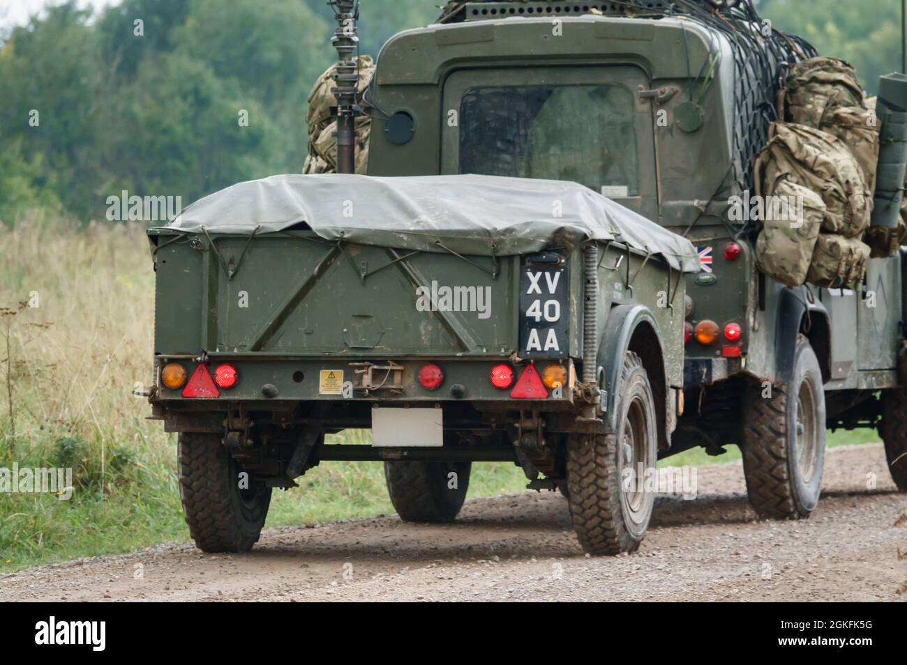 British army Land Rover Wolf 4×4 military medium utility vehicle with 2 ...