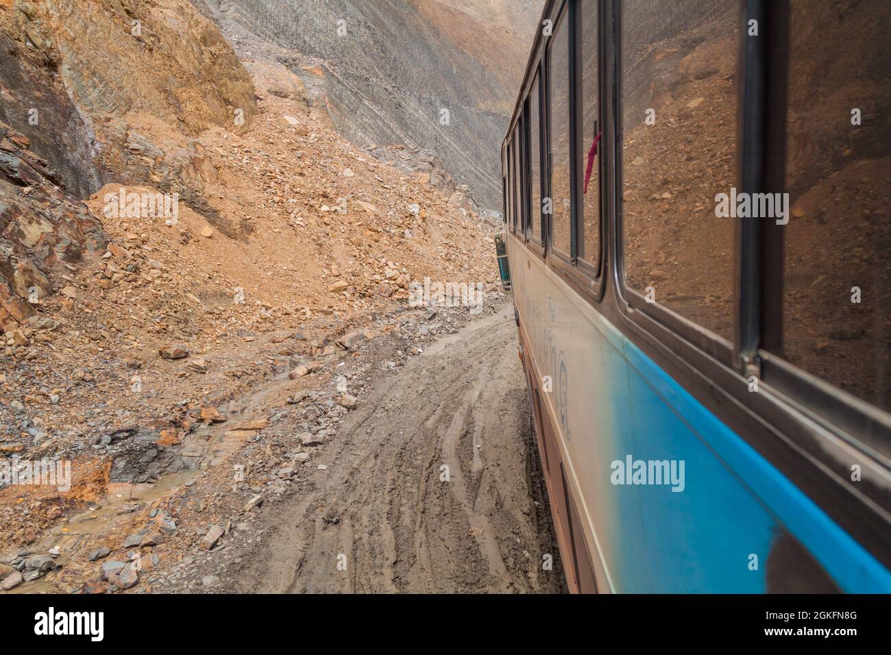Bus in mud hi-res stock photography and images - Alamy