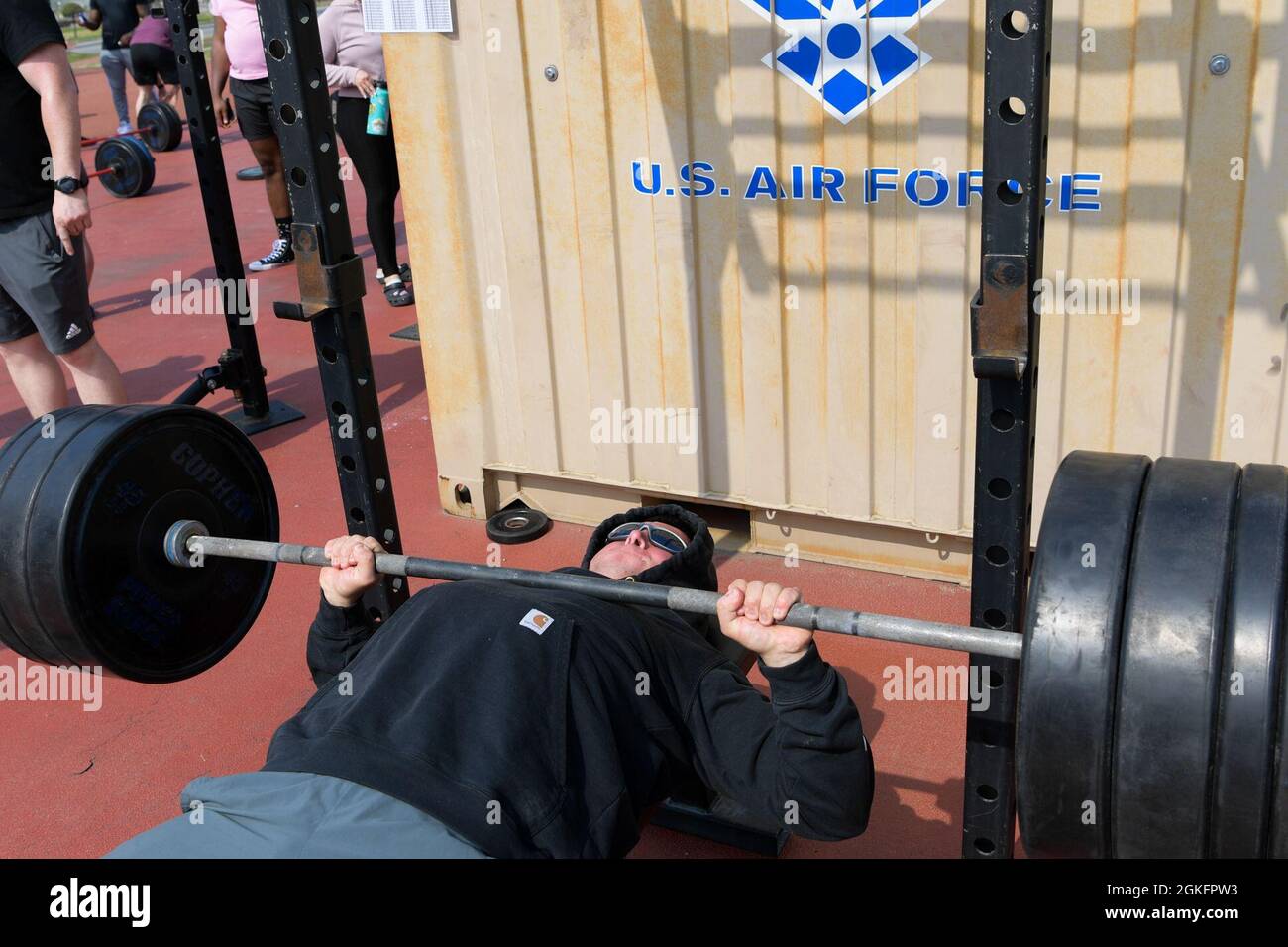 Leading squat hi-res stock photography and images - Alamy