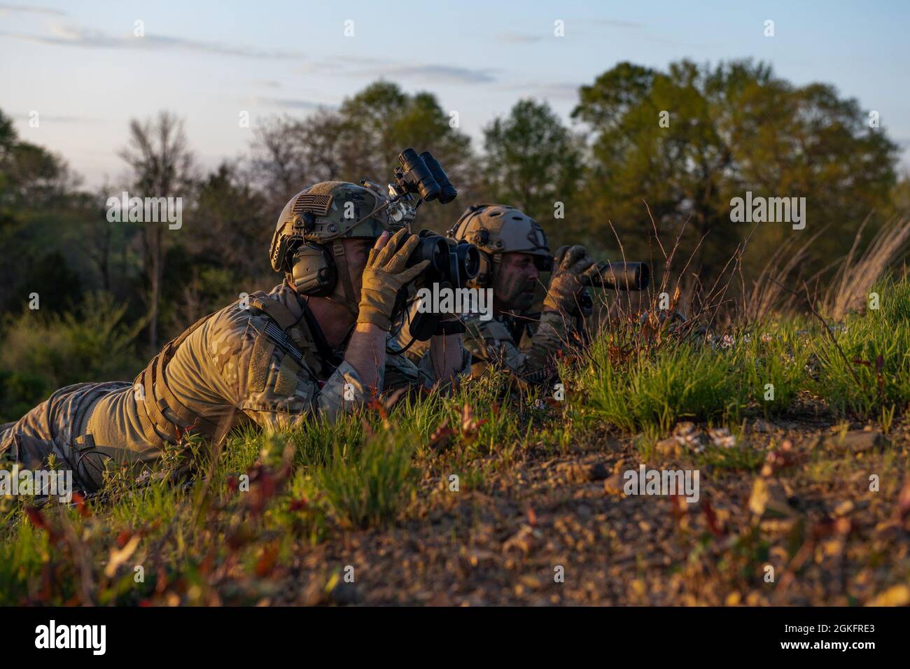 285th special operations intelligence squadron hi-res stock photography ...