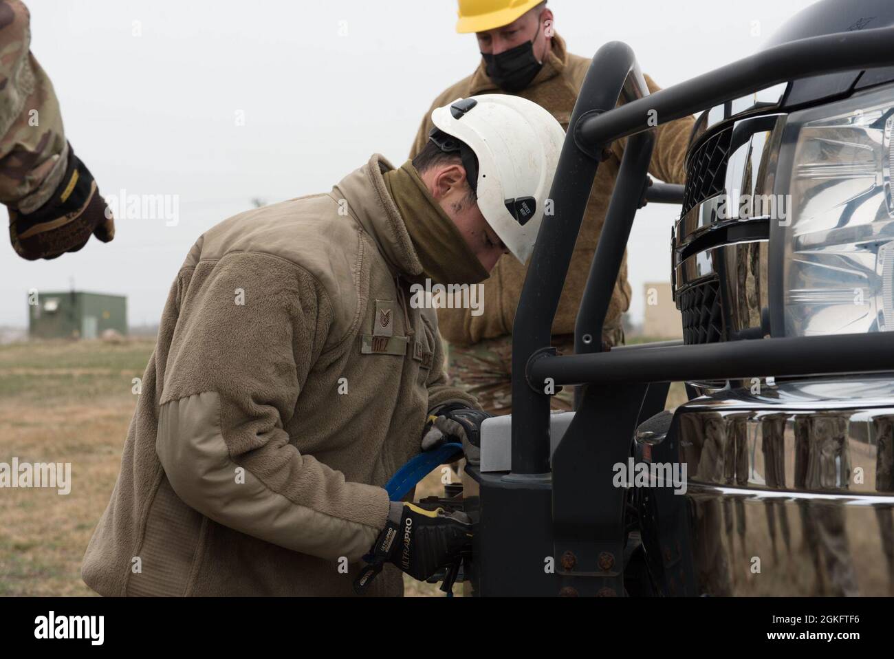 Airmen from the 212th Engineering Installation Squadron train for ...