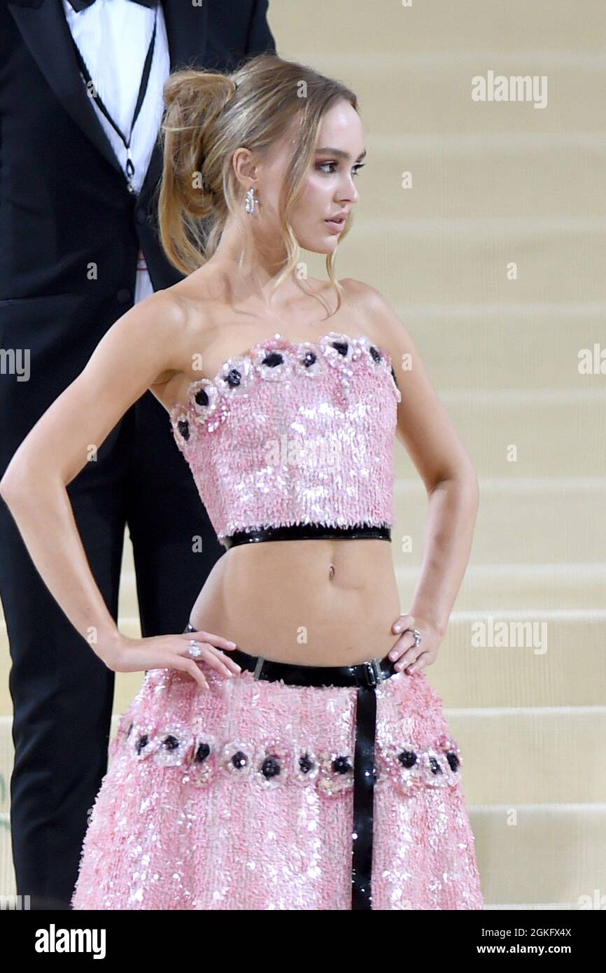 Lily rose depp 2021 hi-res stock photography and images - Alamy