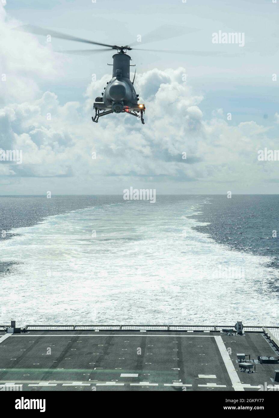 PACIFIC OCEAN (April 11, 2021) Sailors assigned to Helicopter Combat ...