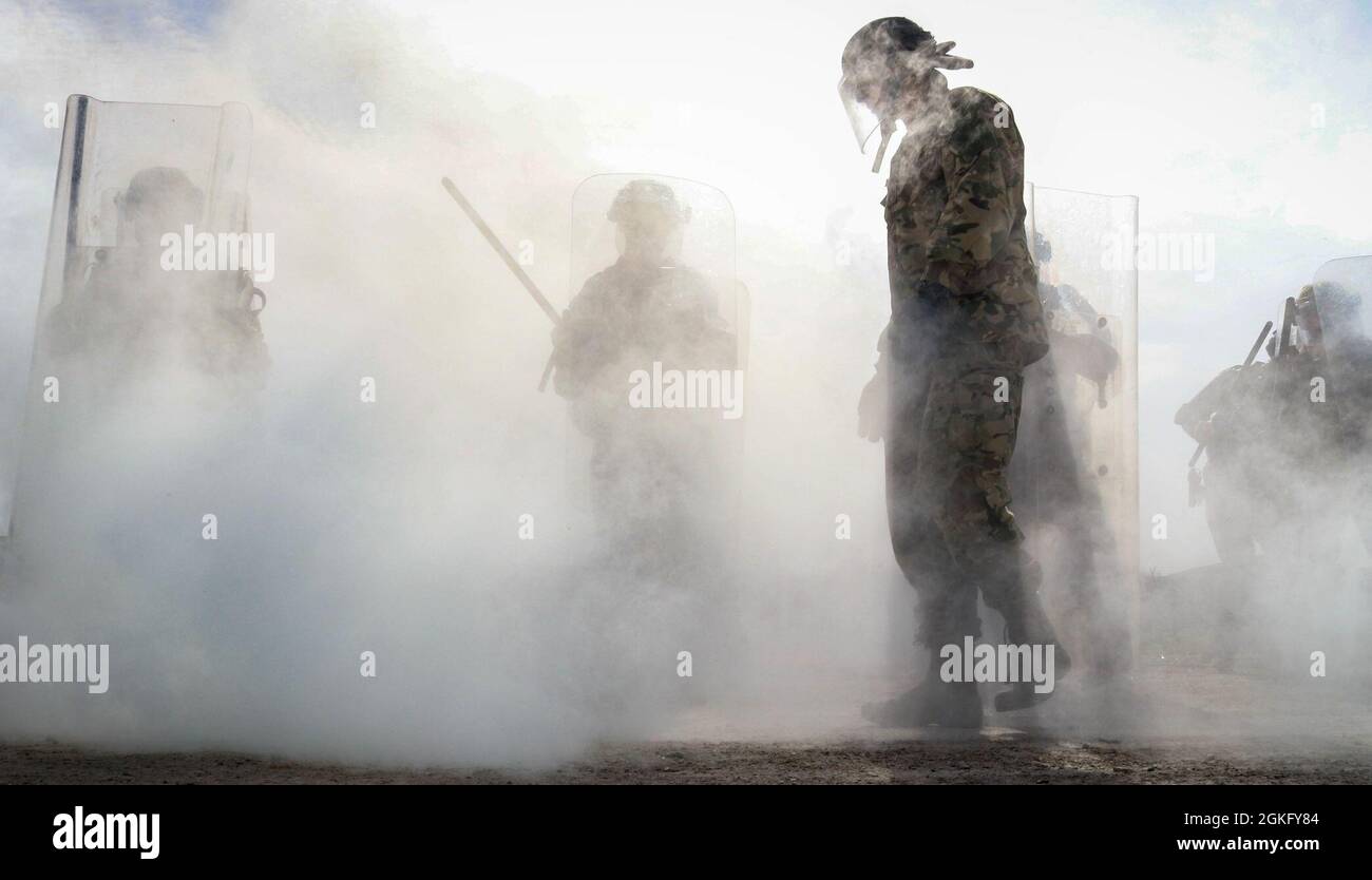 Iowa Army National Guard Soldiers with Troop B, 1st Squadron, 113th ...