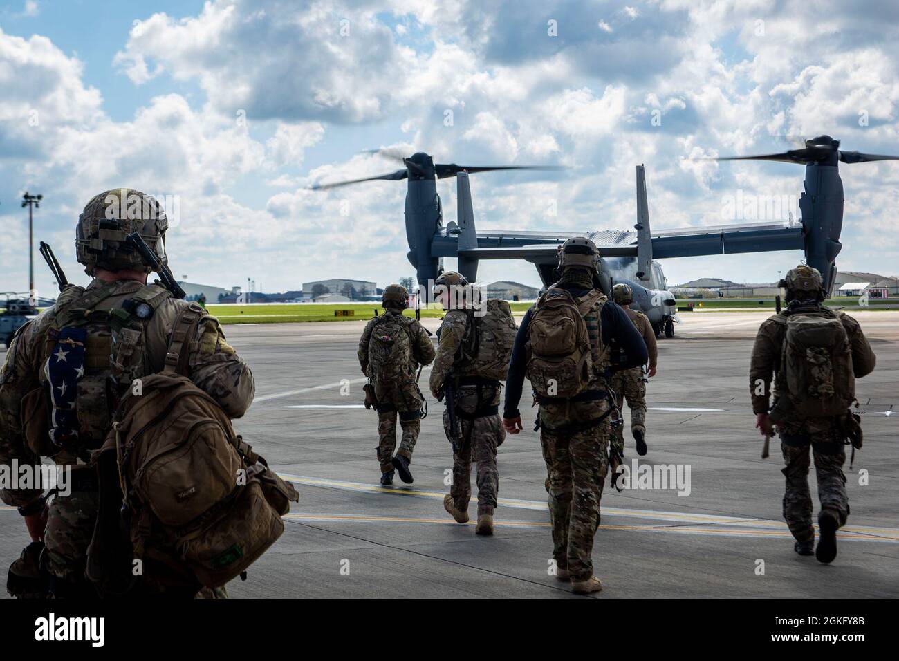 U.S. Air Force Special Tactics operators assigned to the 321st Special ...