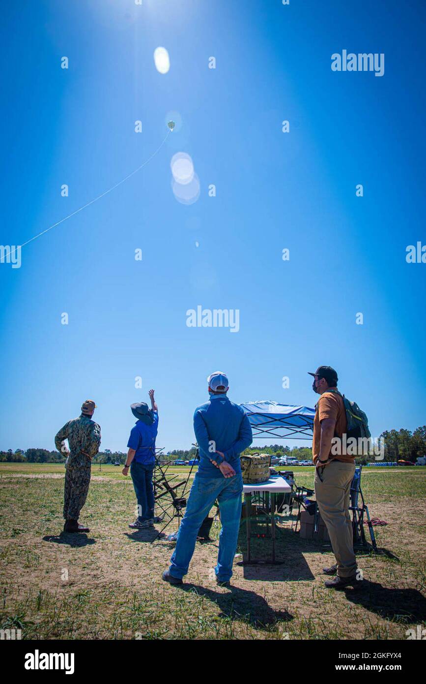 Tactical deployable muos hi-res stock photography and images - Alamy