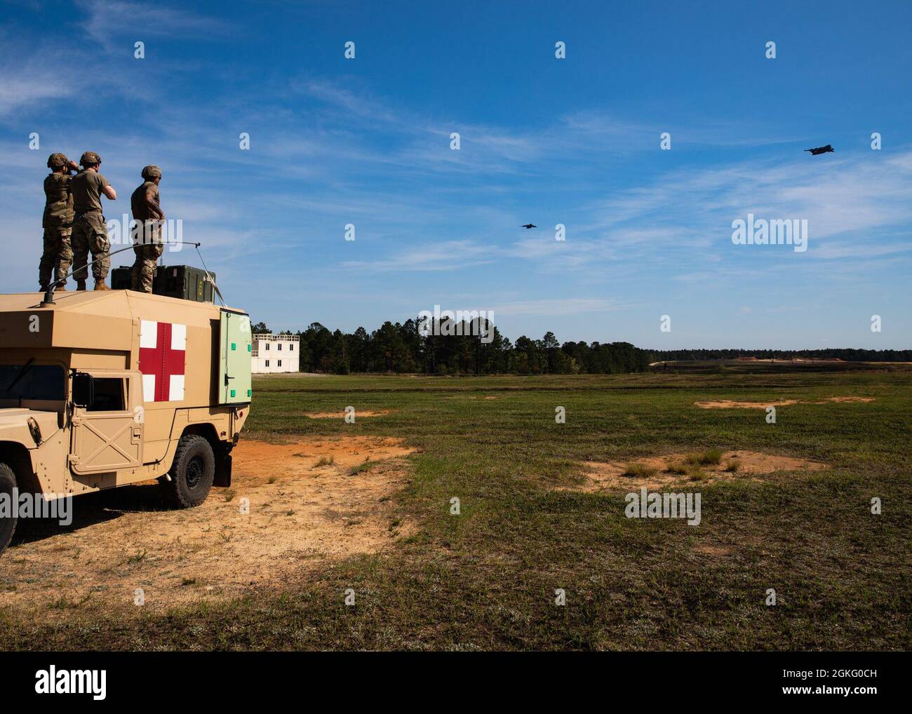 325th airborne infantry regiment hi-res stock photography and images ...