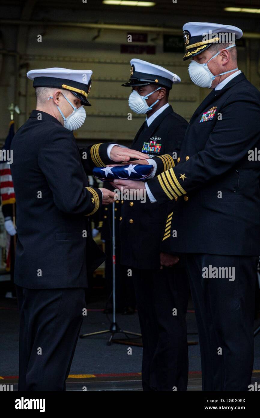 Uss wasp commanding officer hi-res stock photography and images - Alamy