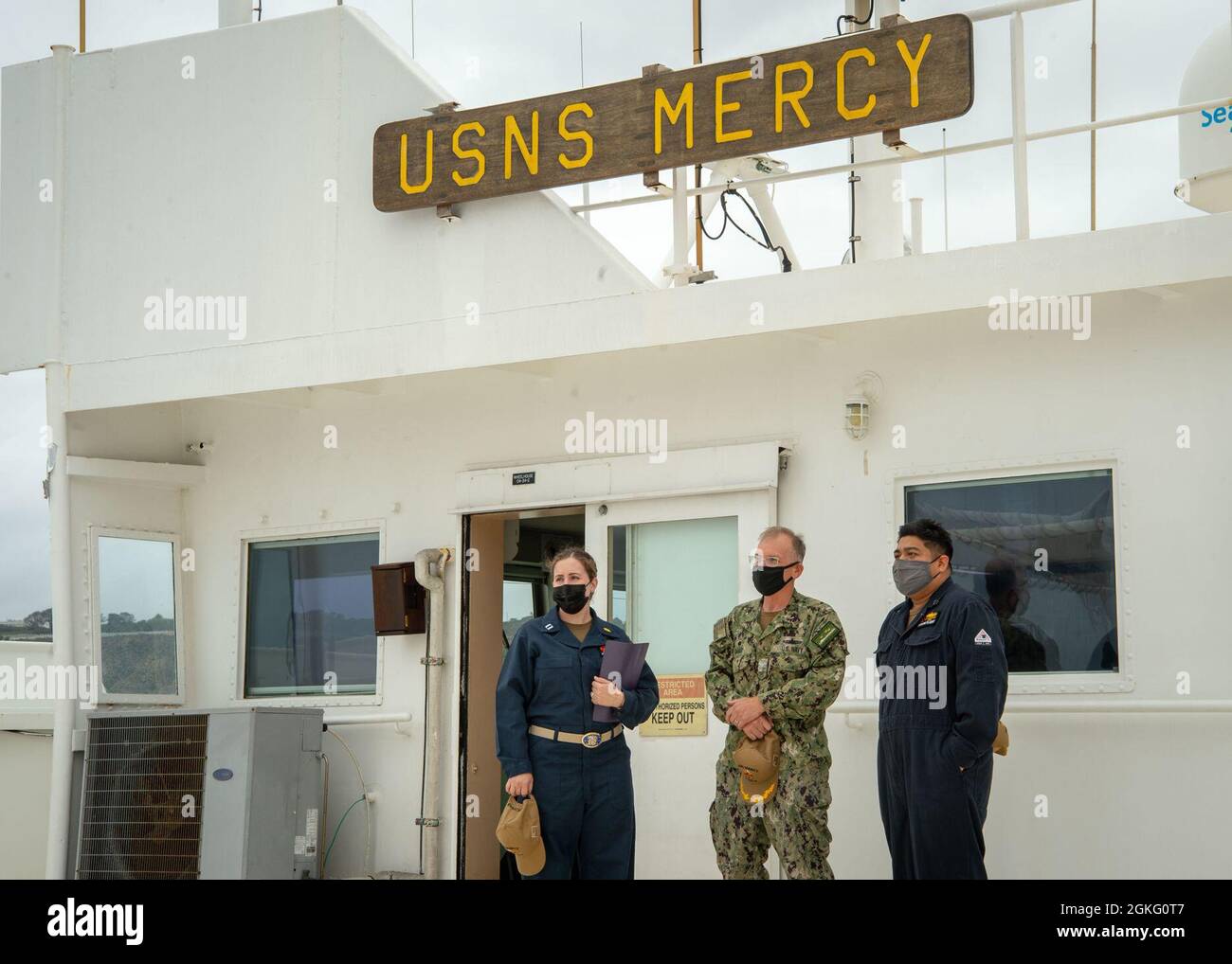 Hospital ship mercy outside hi-res stock photography and images - Alamy