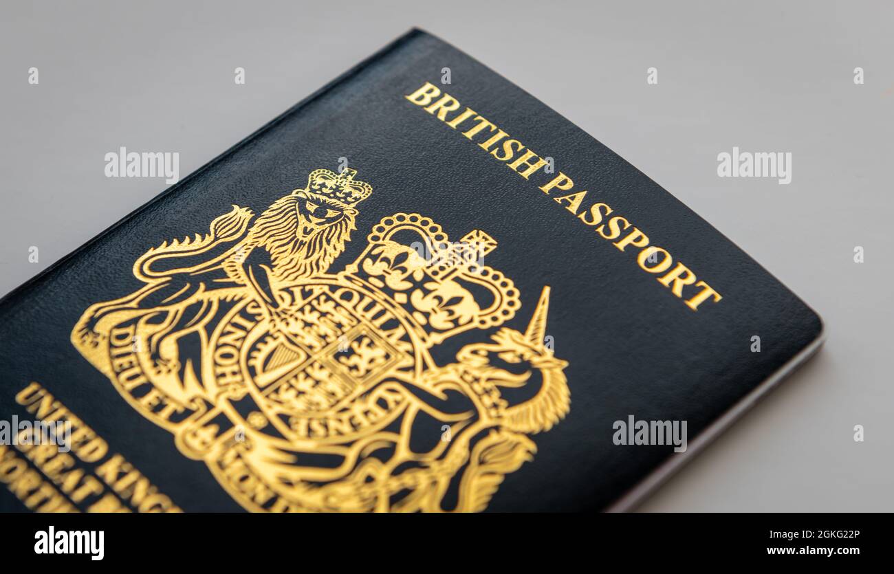 Uk coat of arms passport hi-res stock photography and images - Alamy