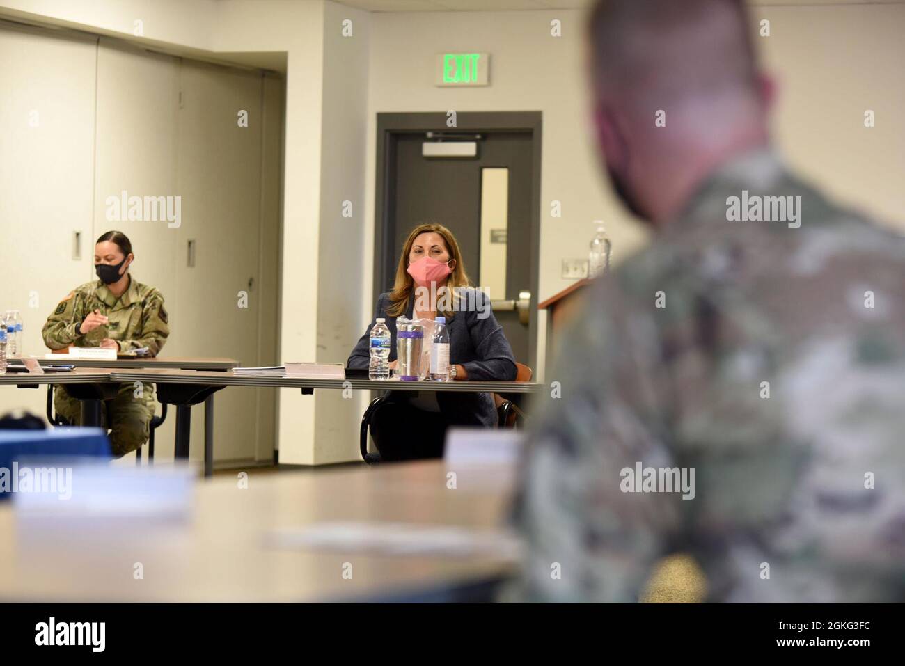 Kelly Hokanson, spouse of U.S. Army Gen. Daniel Hokanson, chief ...