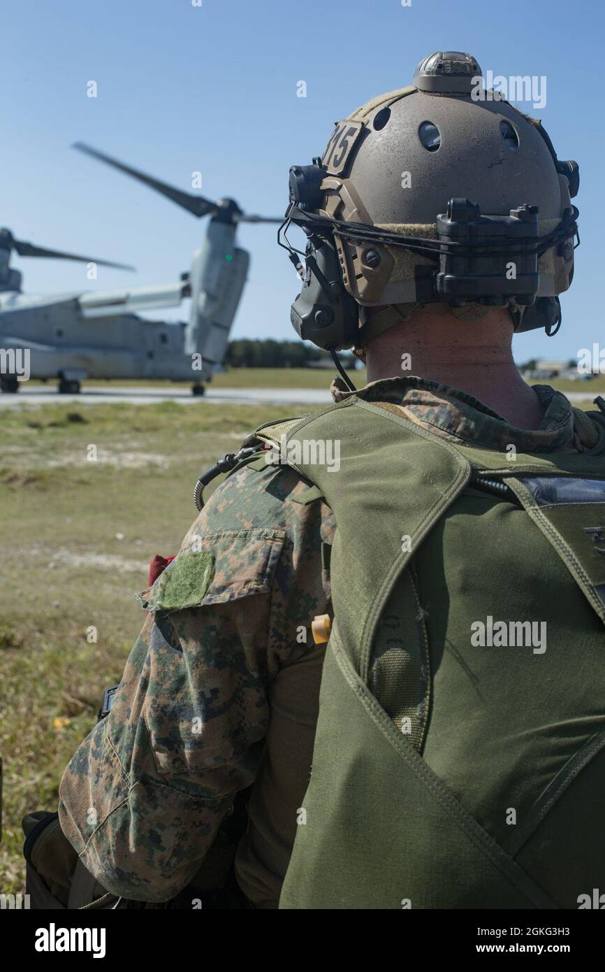 A U.S. Marine with the Maritime Raid Force (MRF), 31st Marine ...
