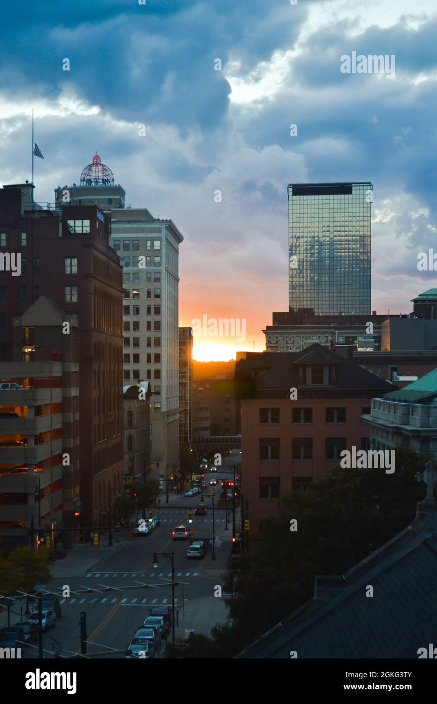 Grand rapids skyline hi-res stock photography and images - Alamy