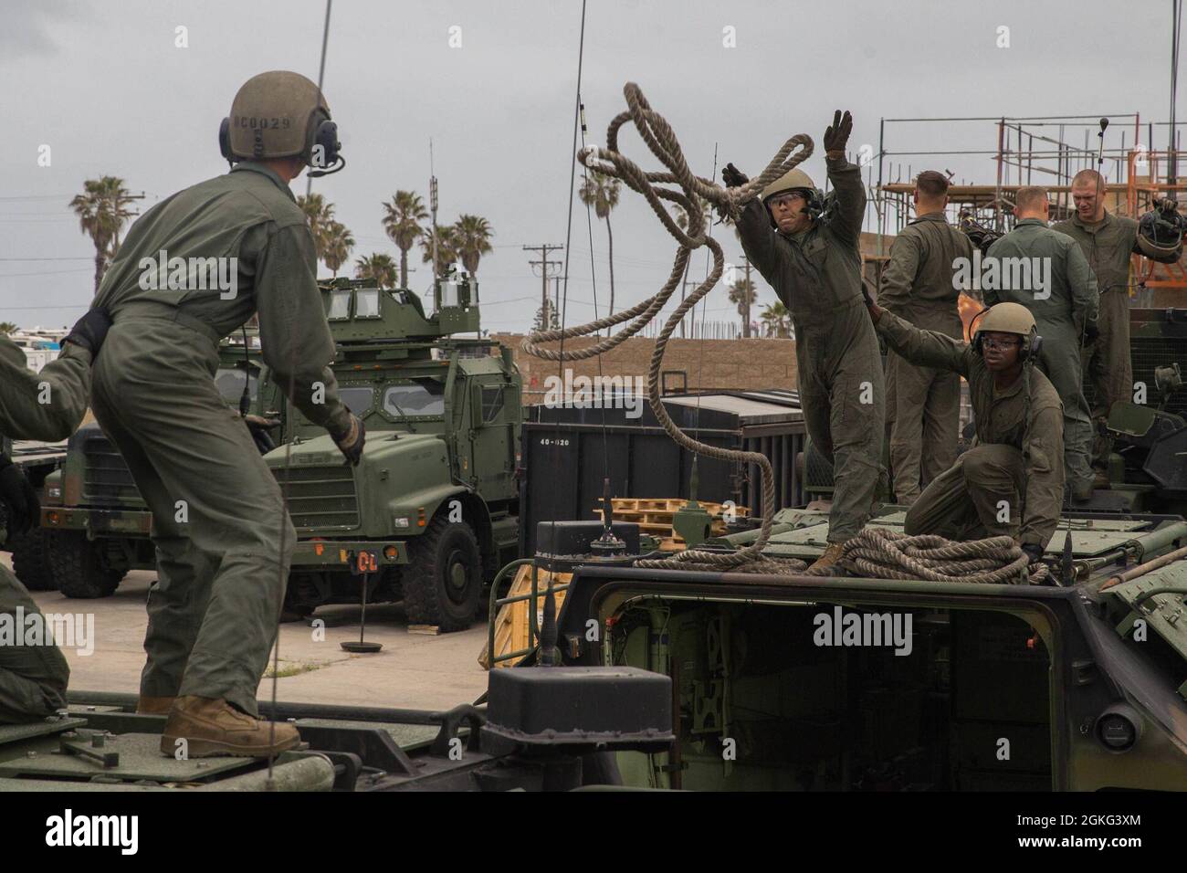 U.S. Marines with 3rd Assault Amphibian Battalion, 1st Marine Division ...