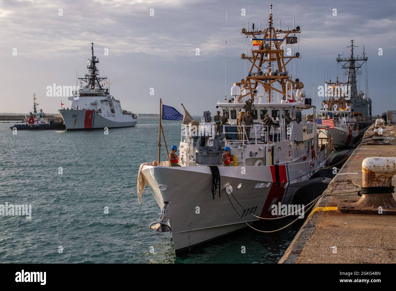 Legend class cutter hi-res stock photography and images - Alamy