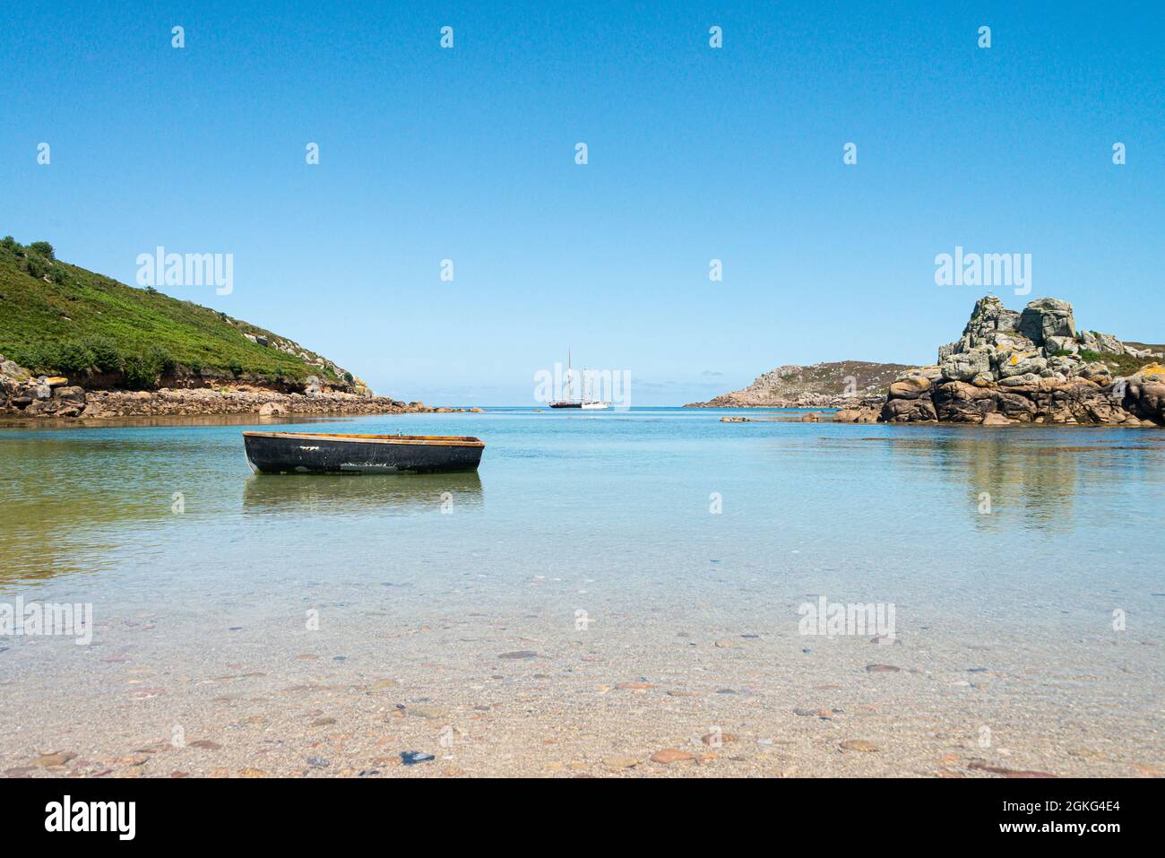 Boats at anchor between Bryher and Tresco viewed from Kitchen Porth ...