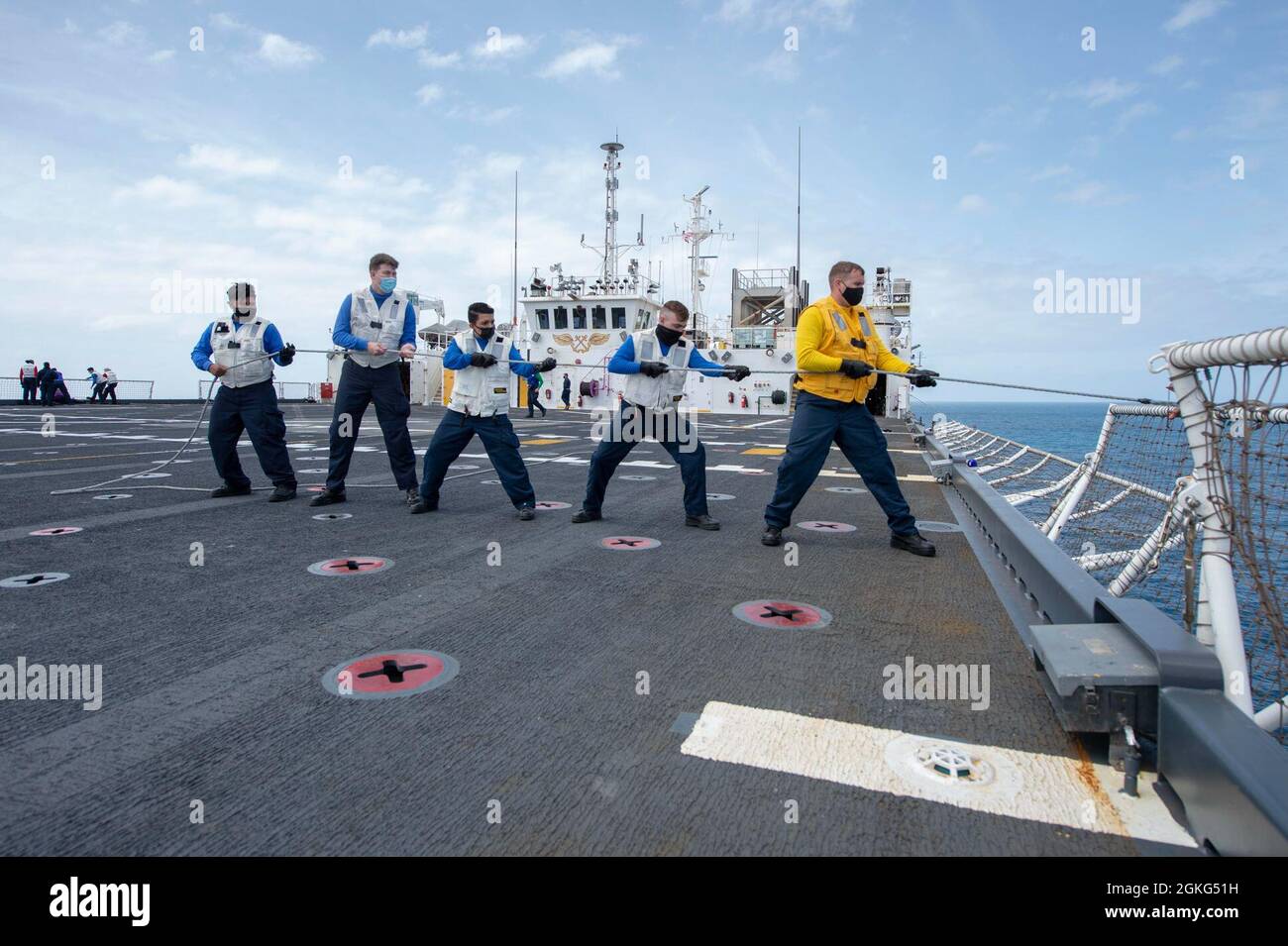 210414-N-LW757-1007 PACIFIC OCEAN (Apr. 14, 2021) Sailors aboard ...