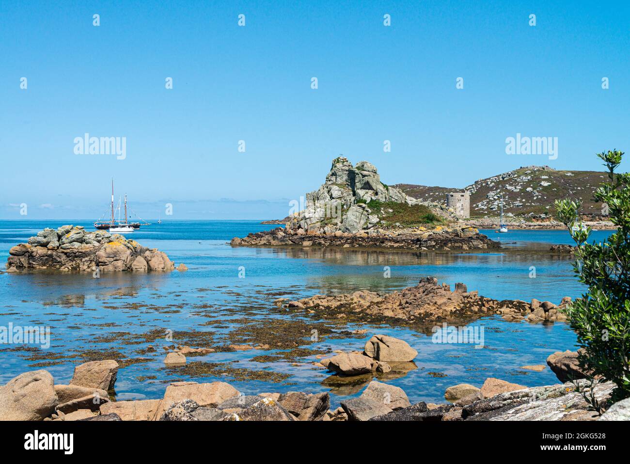 Boats at anchor between Bryher and Tresco viewed from Kitchen Porth ...