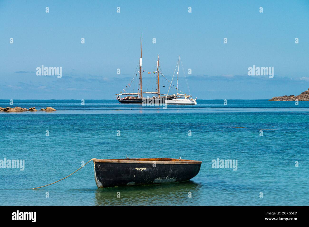 Boats at anchor between Bryher and Tresco viewed from Kitchen Porth ...