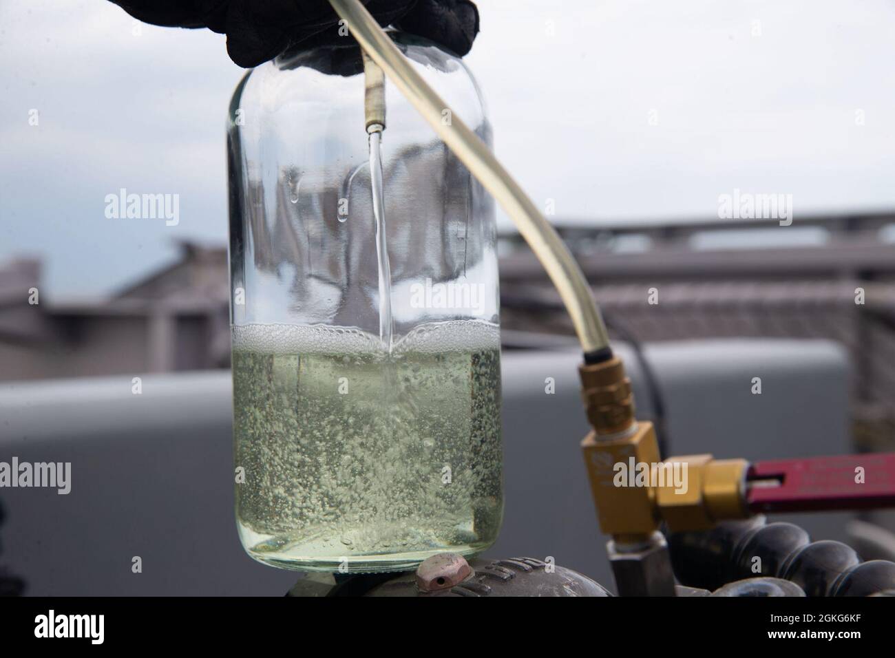 Jp 5 jet fuel hi-res stock photography and images - Alamy