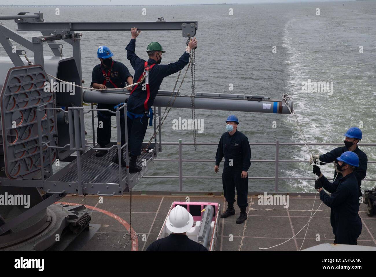 Sailors assigned to USS Gerald R. Ford's (CVN 78) combat systems ...