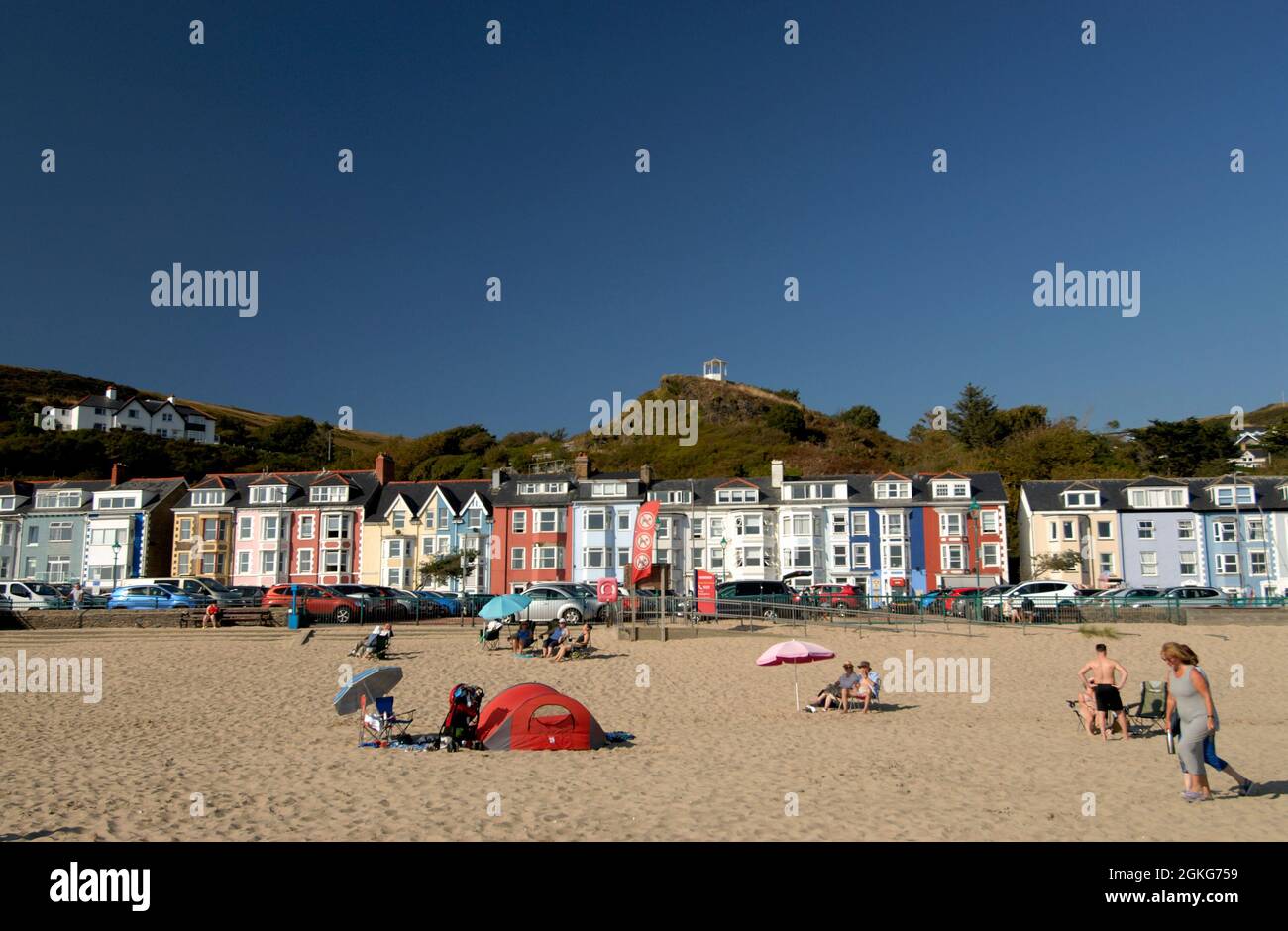Aberdyfi (Aberdovey) beach frontage Stock Photo - Alamy