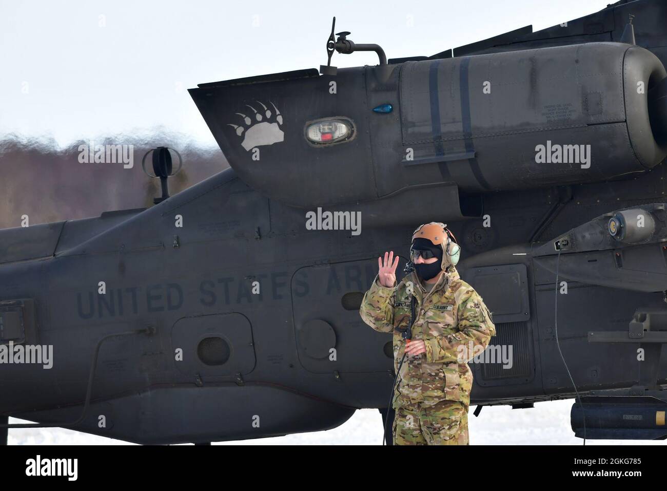 Sgt. Joseph Aranzamendi, D Company, 1st Battalion, 25th Aviation ...