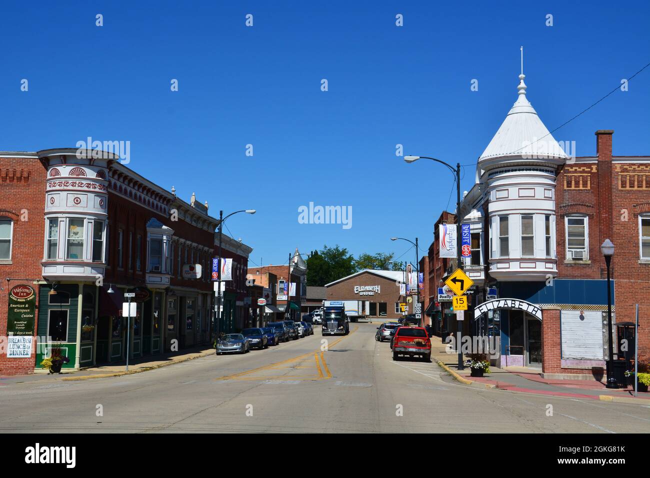 Historic downtown business district hi-res stock photography and images ...