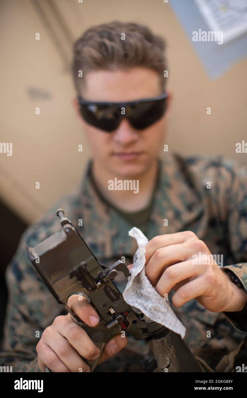 PACIFIC OCEAN (April 14, 2021) U.S. Marine Corps Lance Cpl. Cody ...