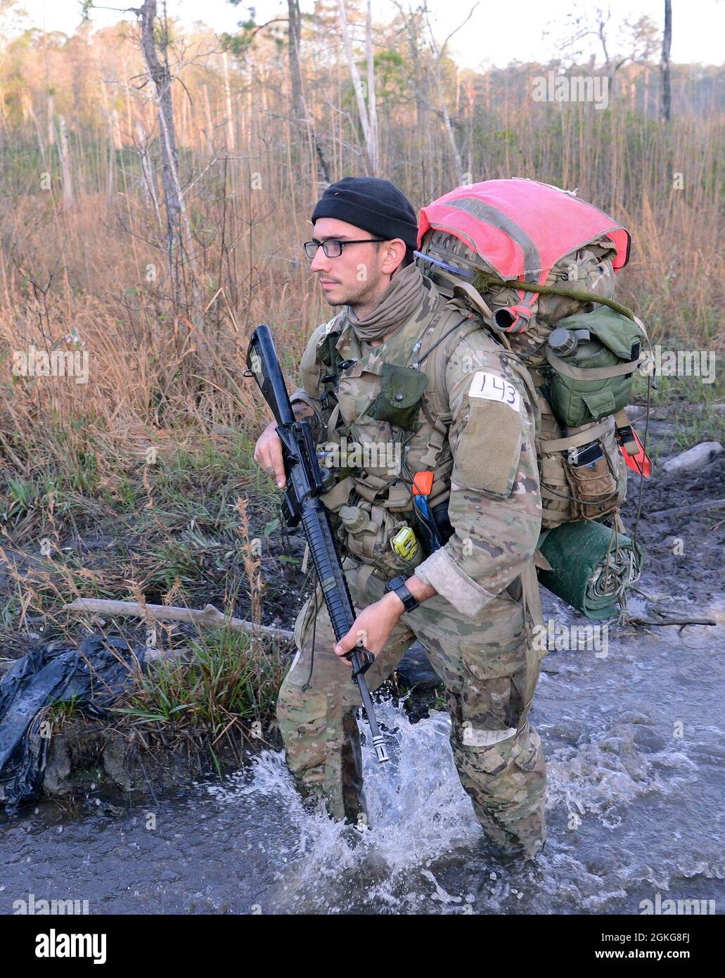 Special forces selection and assessment hi-res stock photography and ...