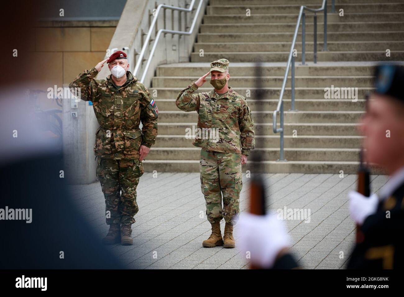 529th military police company hi-res stock photography and images - Alamy