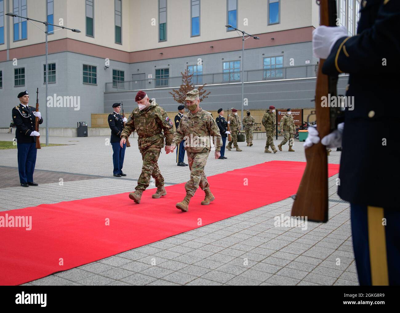 529th military police company hi-res stock photography and images - Alamy