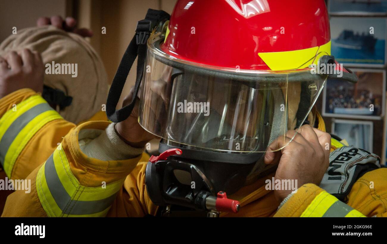 Damage control locker hi-res stock photography and images - Alamy