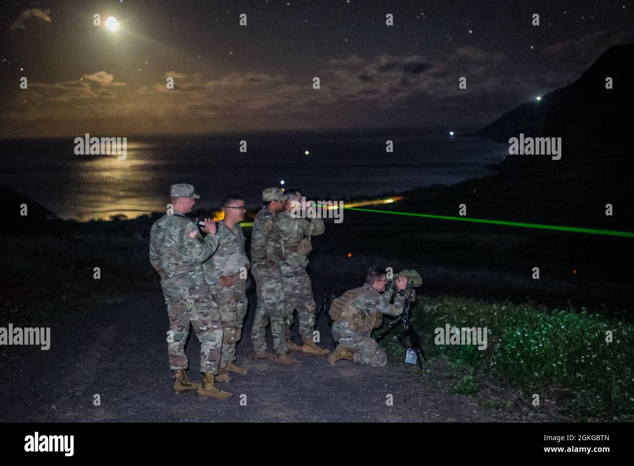 Schofield Barracks, HI — Fire Support team (FiST) from 3-7 Field ...