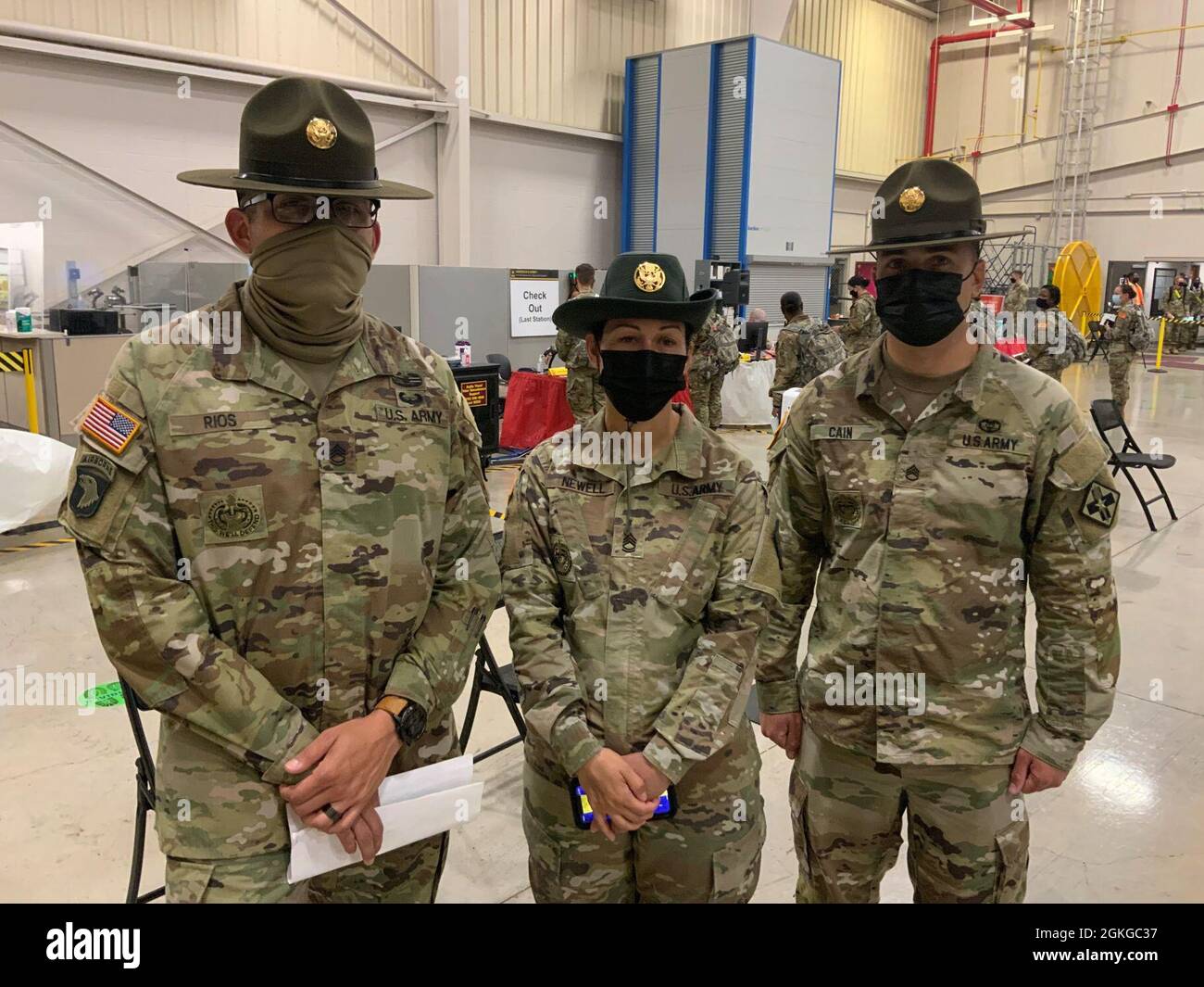 Drill Sergeants assigned to 264th Medical Battalion, 32d Medical ...