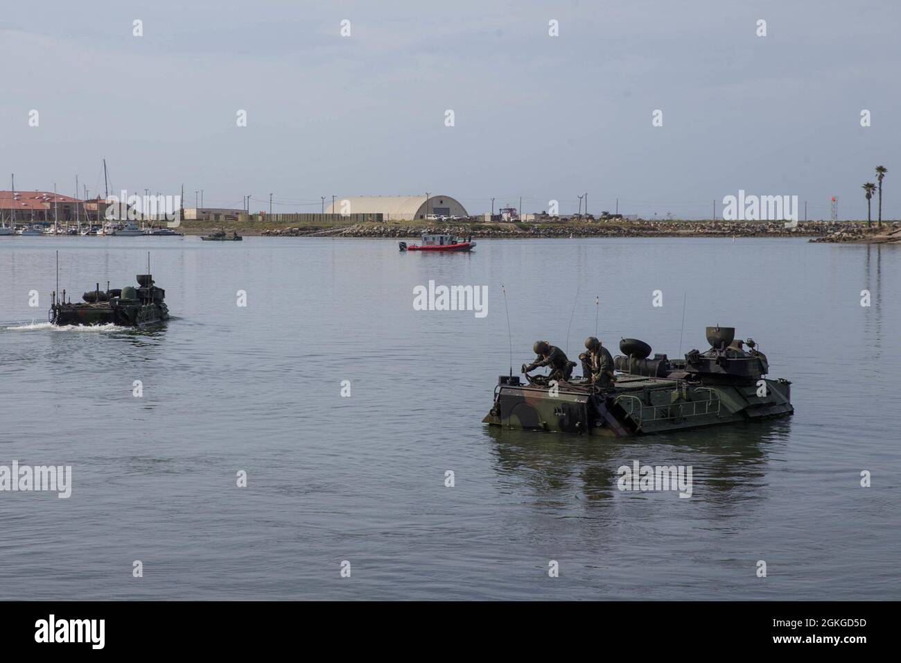 U.S. Marines with 3rd Assault Amphibian Battalion, 1st Marine Division ...