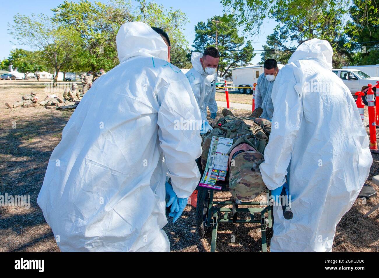 California Army National Guard soldiers with the 95th Civil Support ...