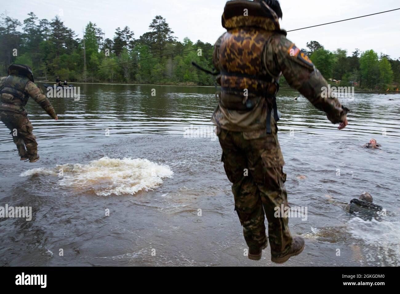 The Best Ranger Teams from the 82nd Airborne Division compete in the ...
