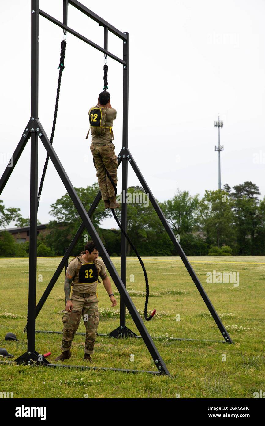U.S. Army Sfc. Gonzales, Charles (left) and Sgm. Echavarria, Eric ...