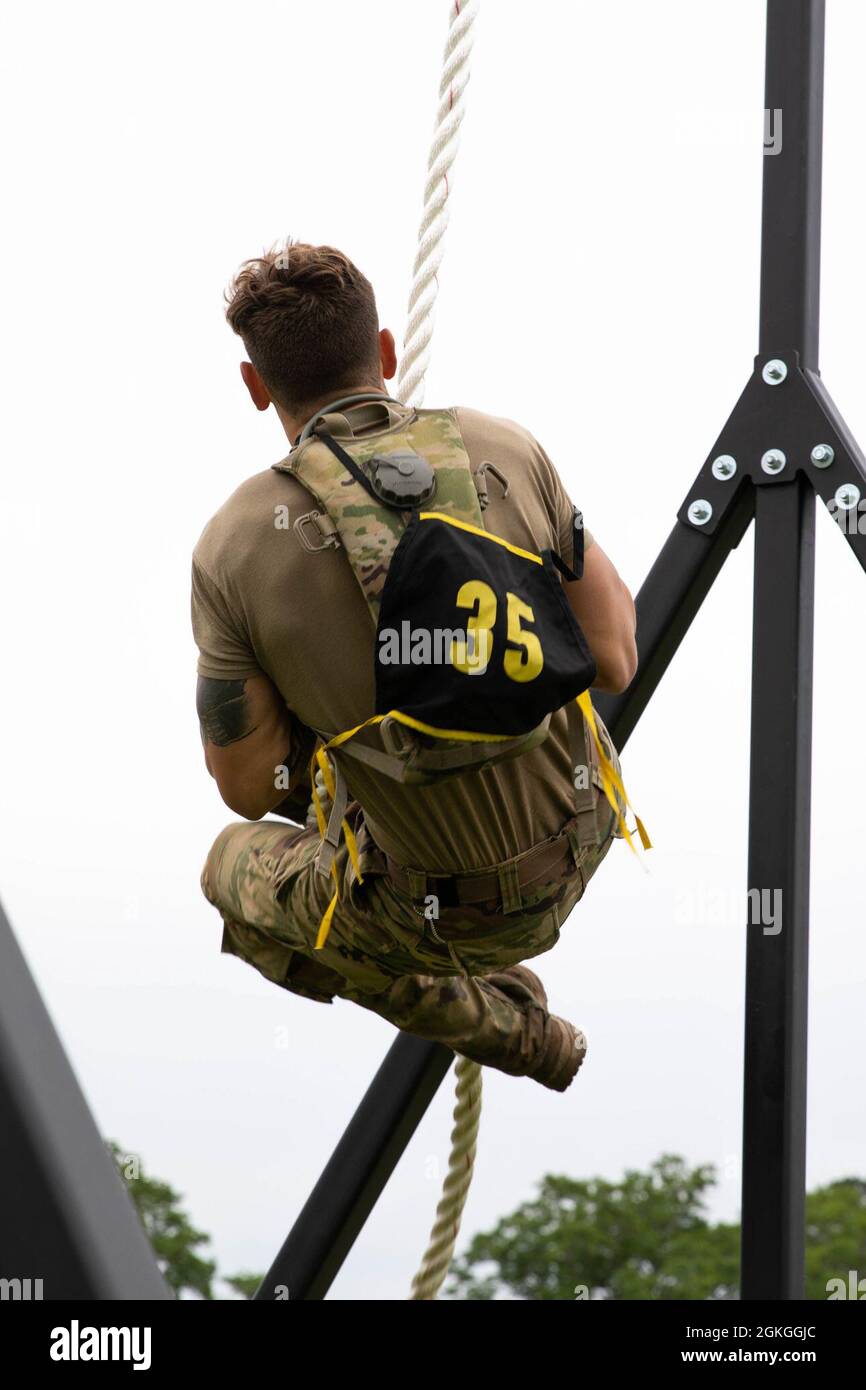 U.S. Army Sgt. Hyslop, Tyler, assigned to 75th Ranger Regiment ...