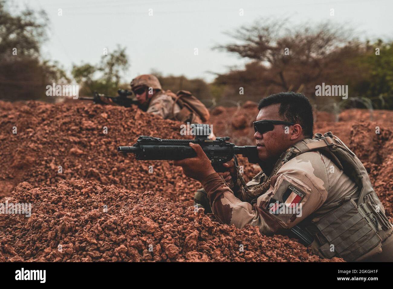 French armed forces soldiers conduct Military Operations in Urban ...