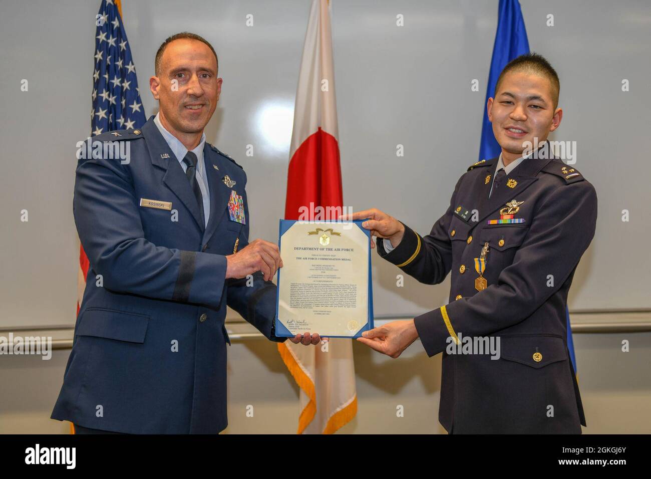 Air force commendation medal hi-res stock photography and images - Alamy