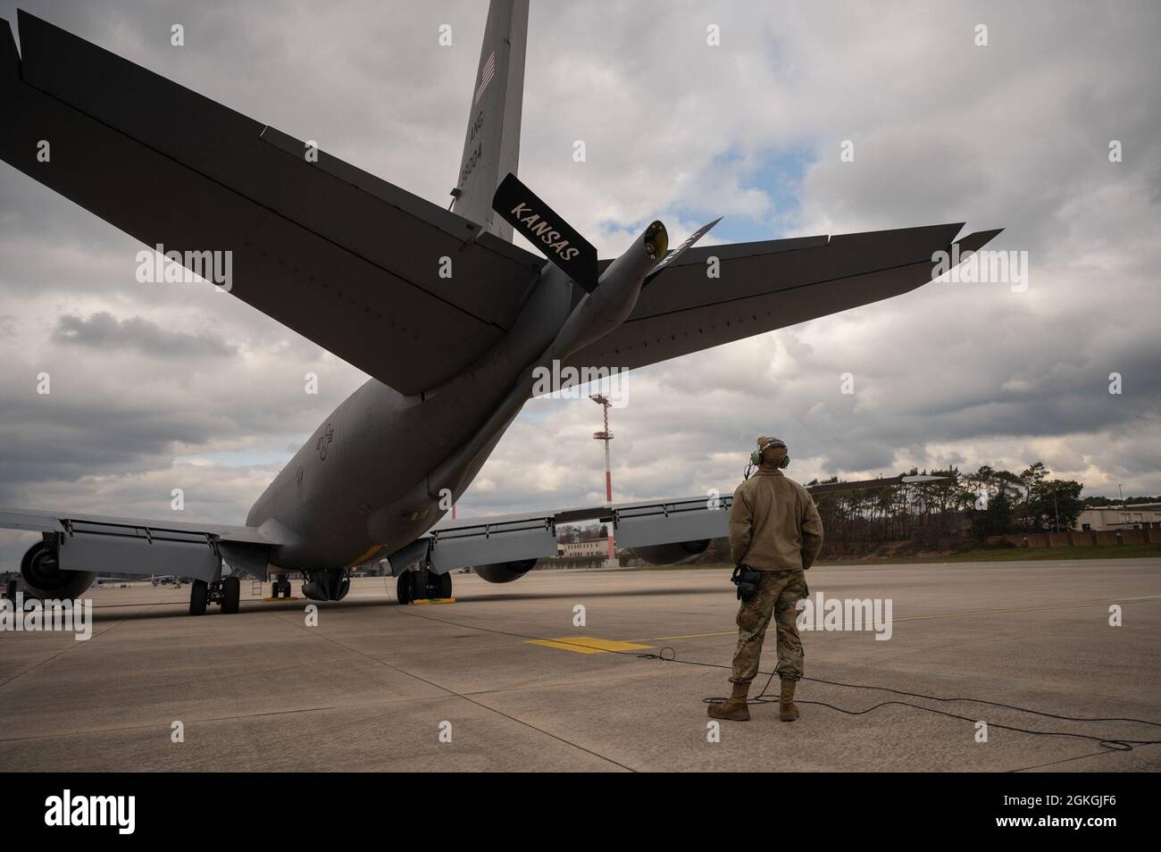 U.S. Air Force Senior Airman Hunter Willard, 190th Air Refueling Wing ...