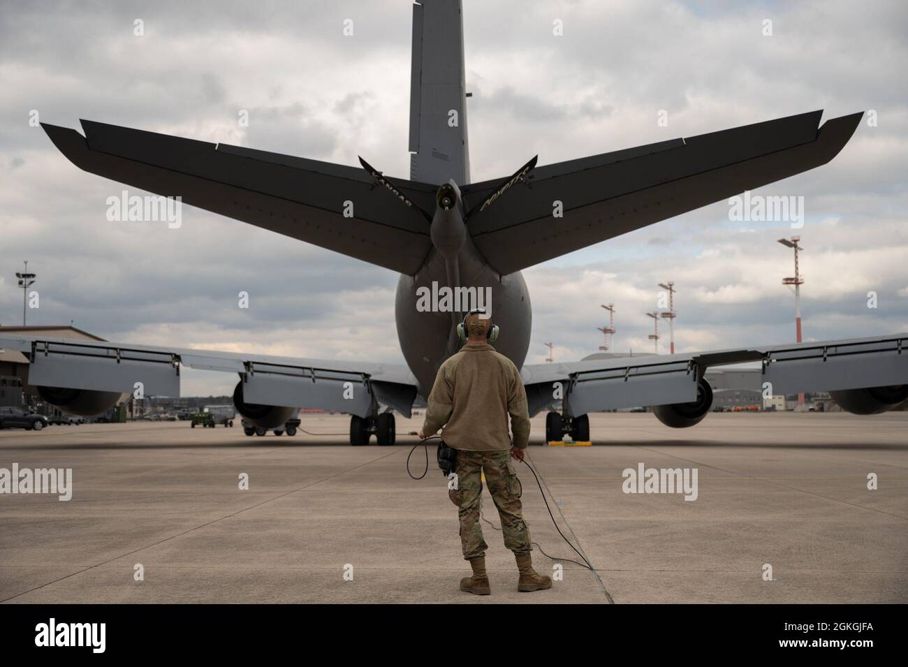 U.S. Air Force Senior Airman Hunter Willard, 190th Air Refueling Wing ...