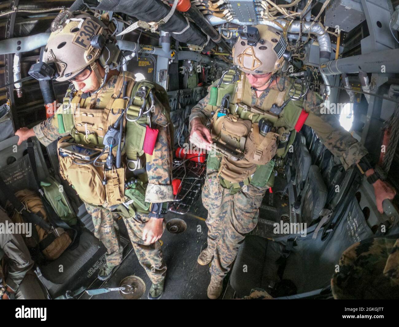 U.S. Marines with the Maritime Raid Force (MRF), 31st Marine ...