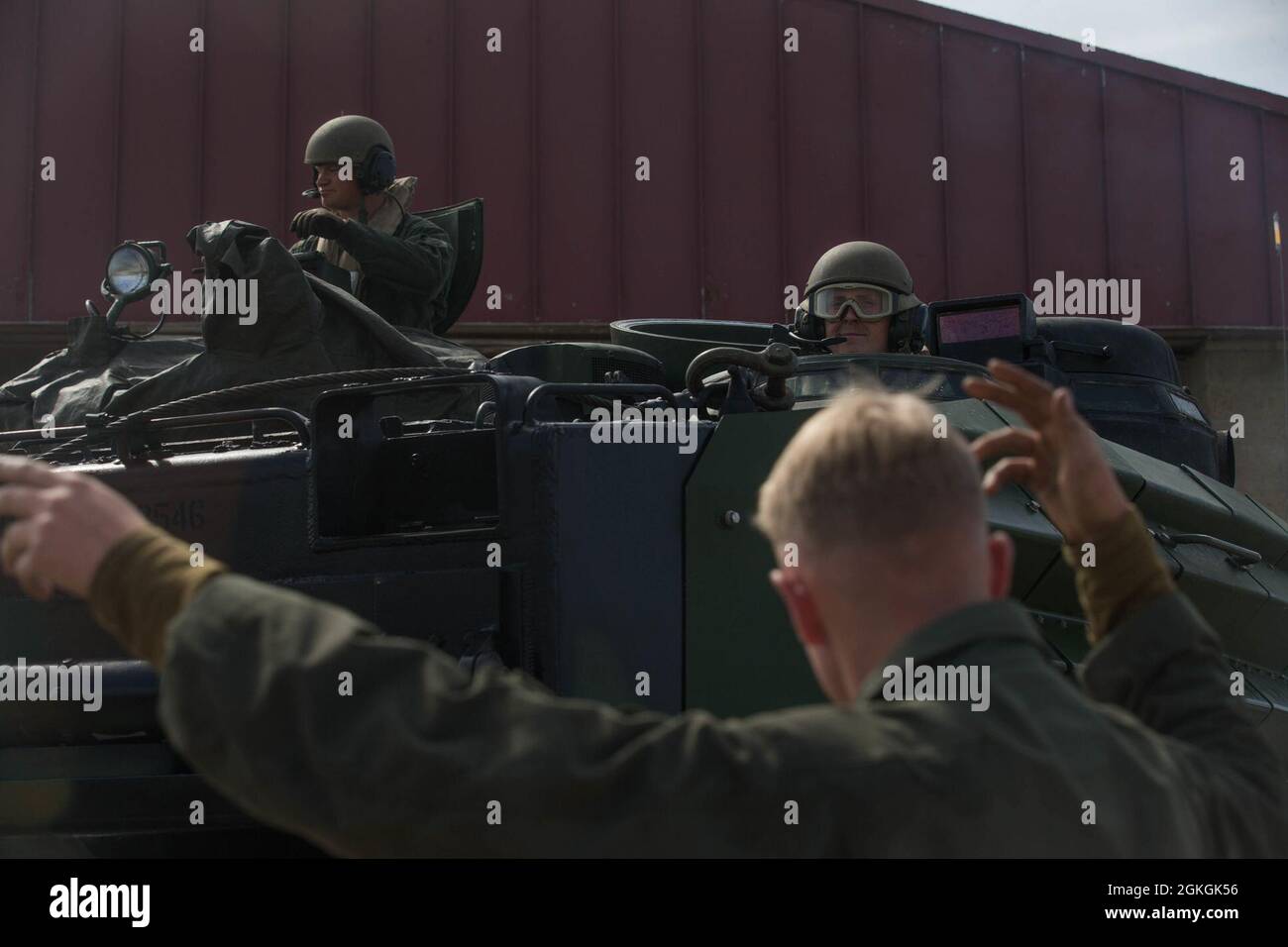 U.S. Marines with 3rd Assault Amphibian Battalion, 1st Marine Division ...