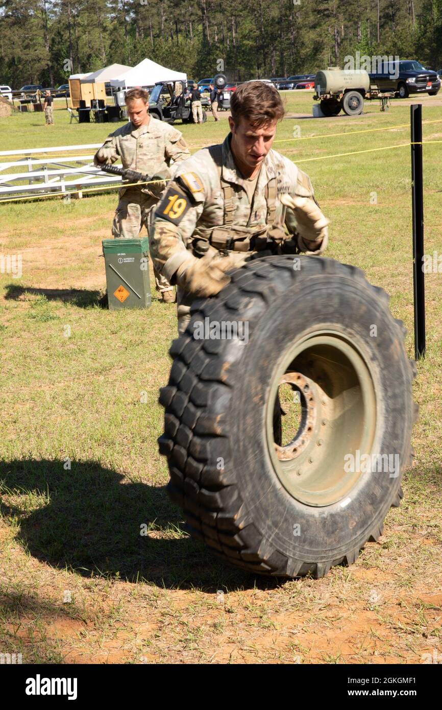 Rangers compete in the 2021 Best Ranger Competition on Fort Benning ...