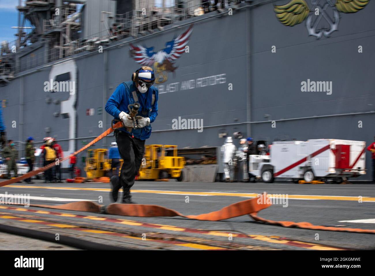 Uss sampson naval ship hi-res stock photography and images - Alamy