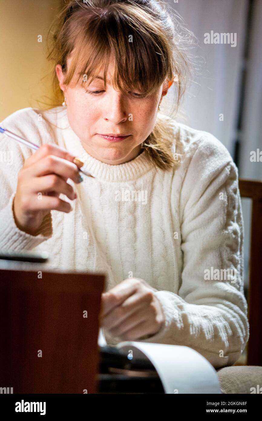 Lady writing letter hi-res stock photography and images - Alamy