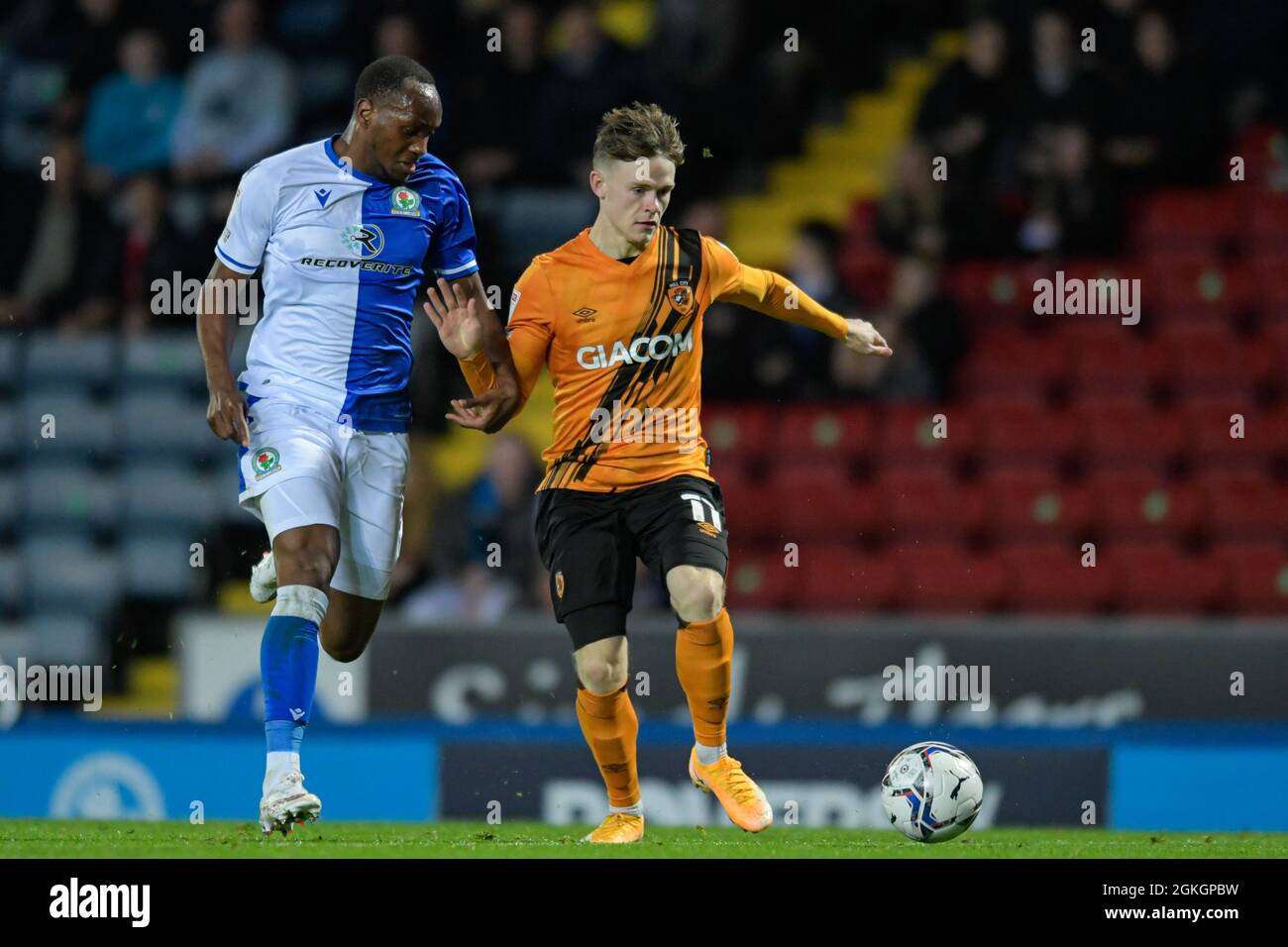 Ryan potter 2021 hi-res stock photography and images - Alamy